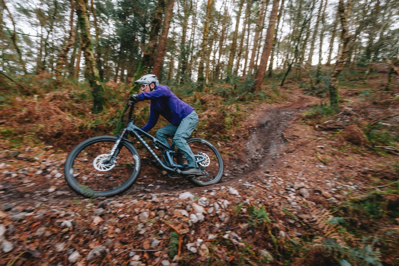 I tested the latest Commencal Meta V5 Race, and it was unlike any other ...