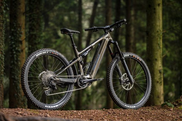 Merida’s new eOne-Sixty 875 Lite can pack in a whopping 1,110Wh of battery power, making it the ...