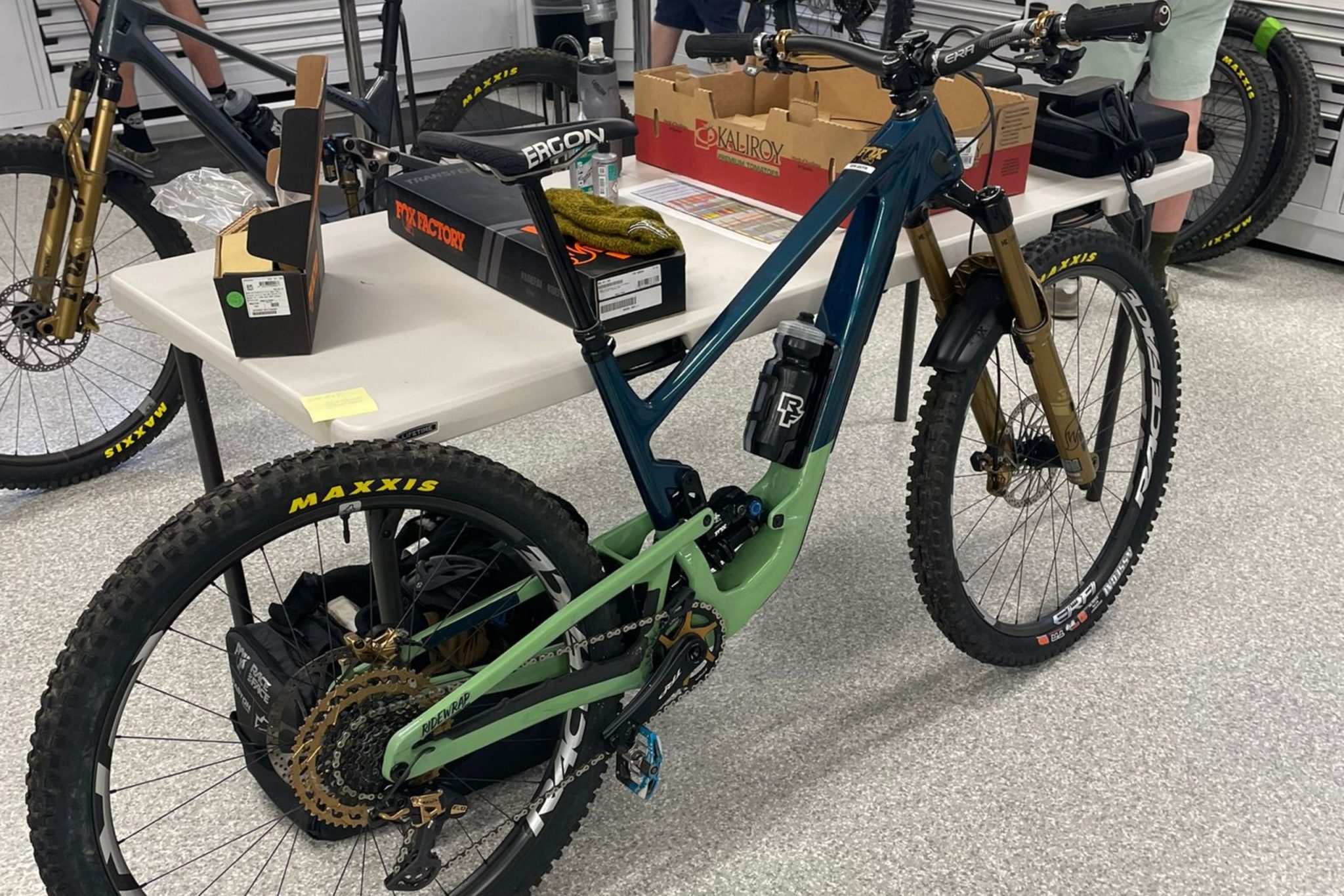 Rocky Mountain's latest Altitude enduro bike gets a virtual pivot ...