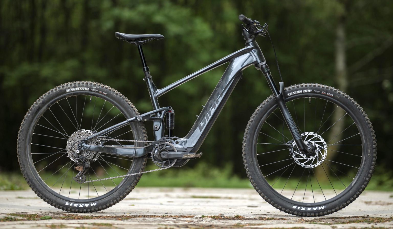 With a cutting edge frame and custom Yamaha motor, Giant's Stance E+ 1 ...