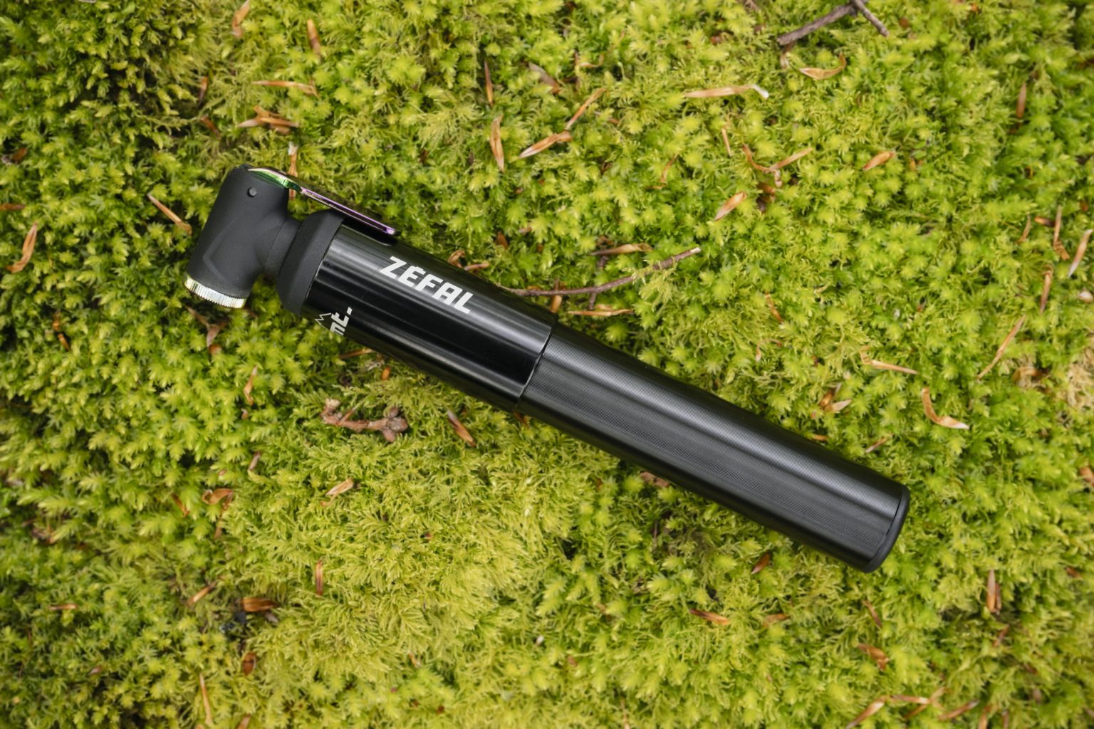 Best MTB mini-pumps; portable and powerful puncture-savers - MBR