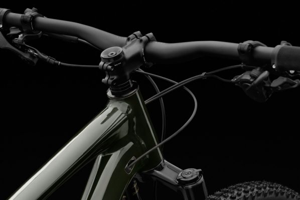 Specialized Chisel is a 13kg down-country trail bike you could race too ...