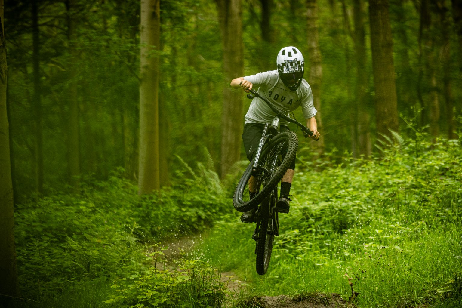 I loved the ride quality of Trek's latest high-pivot Slash, but a bent ...