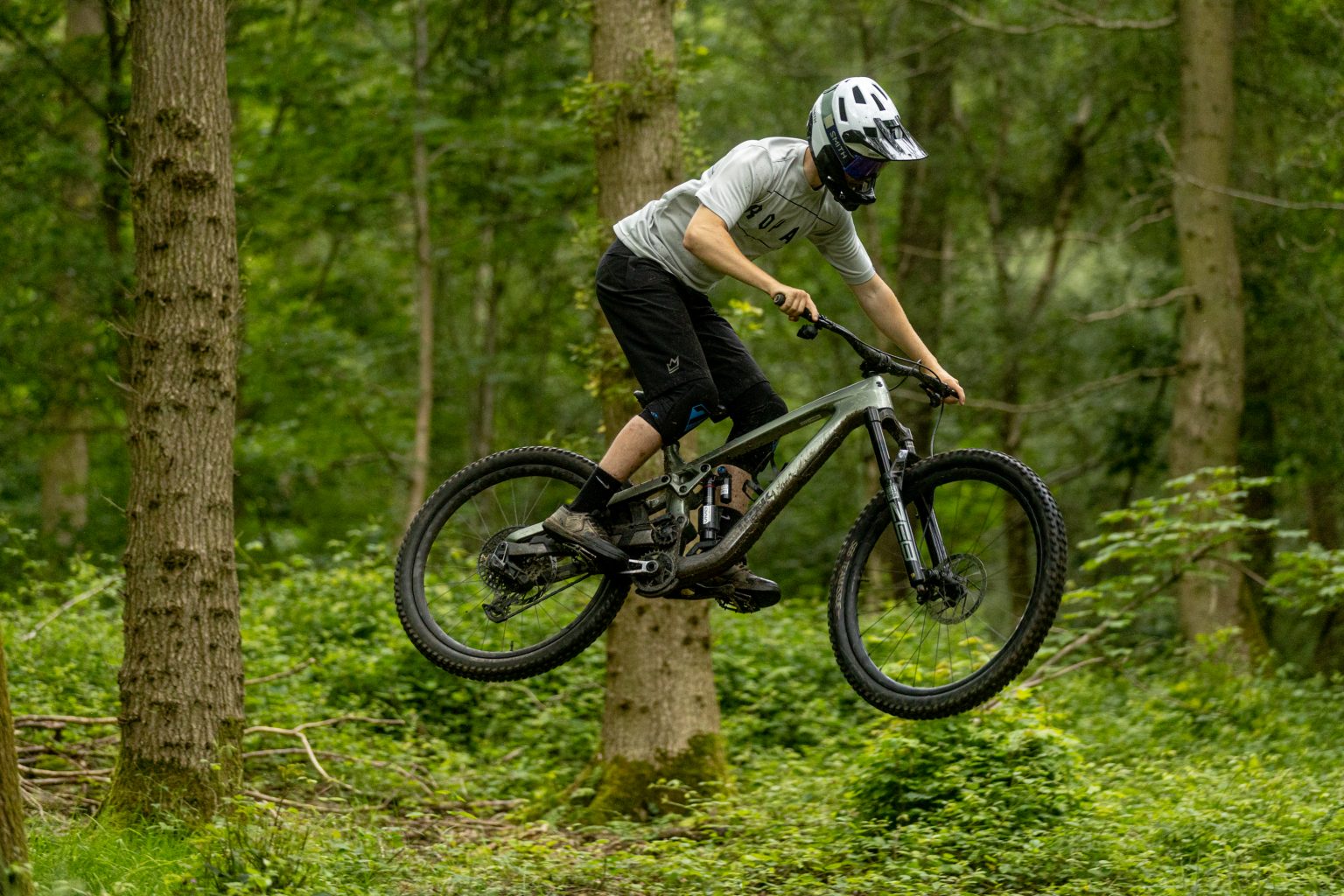 I loved the ride quality of Trek's latest high-pivot Slash, but a bent ...