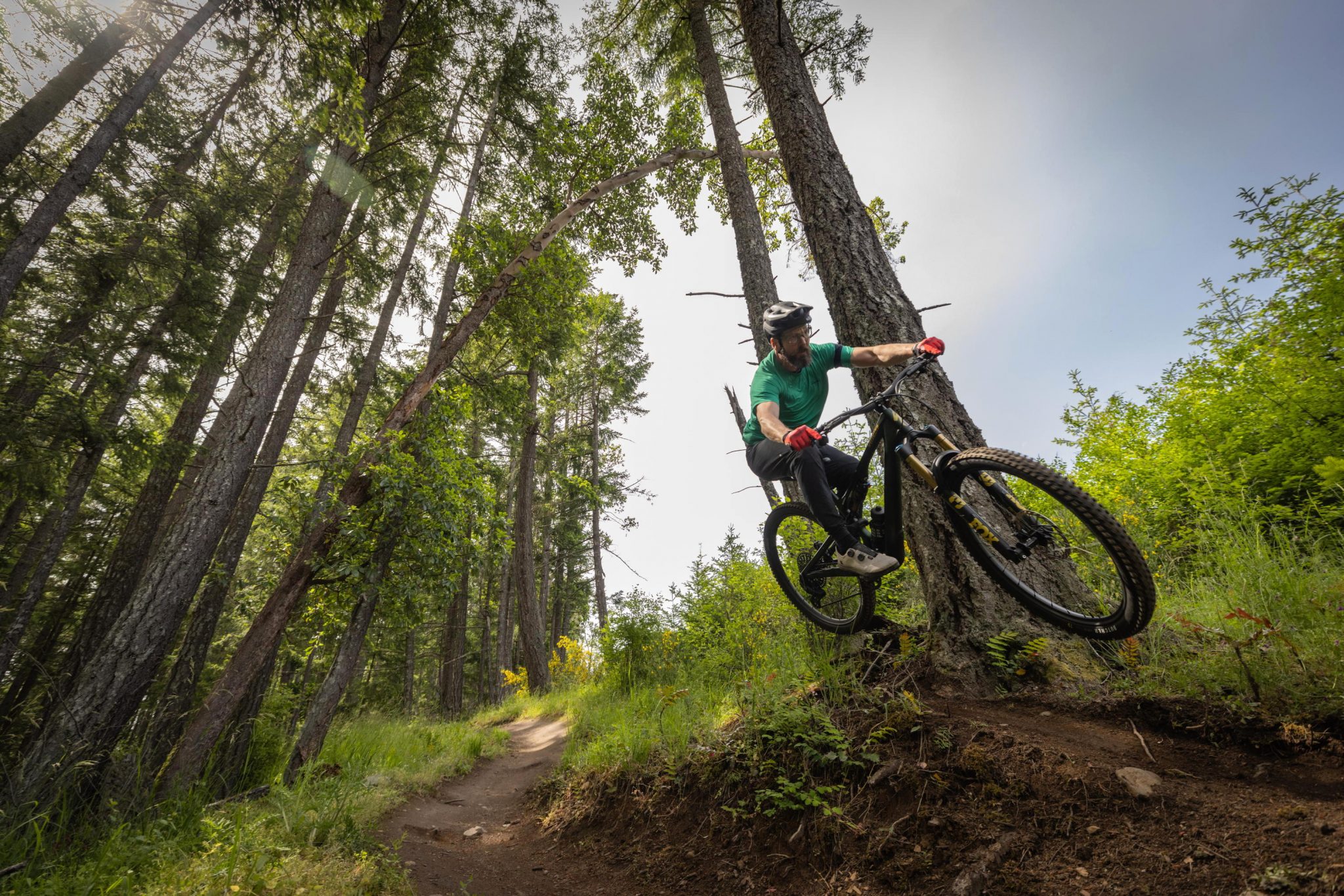 I’ve tested every generation of Specialized’s full suspension ...