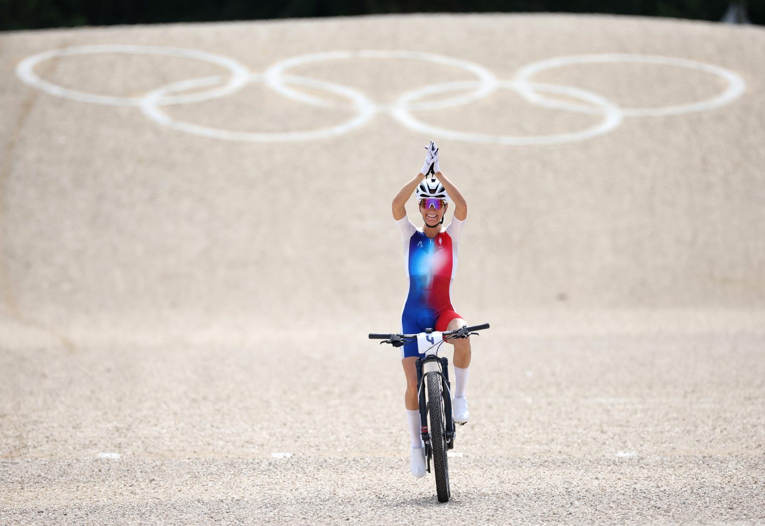Pauline Ferrand-Prévot wins emotional fairytale Olympic XCO Gold at ...