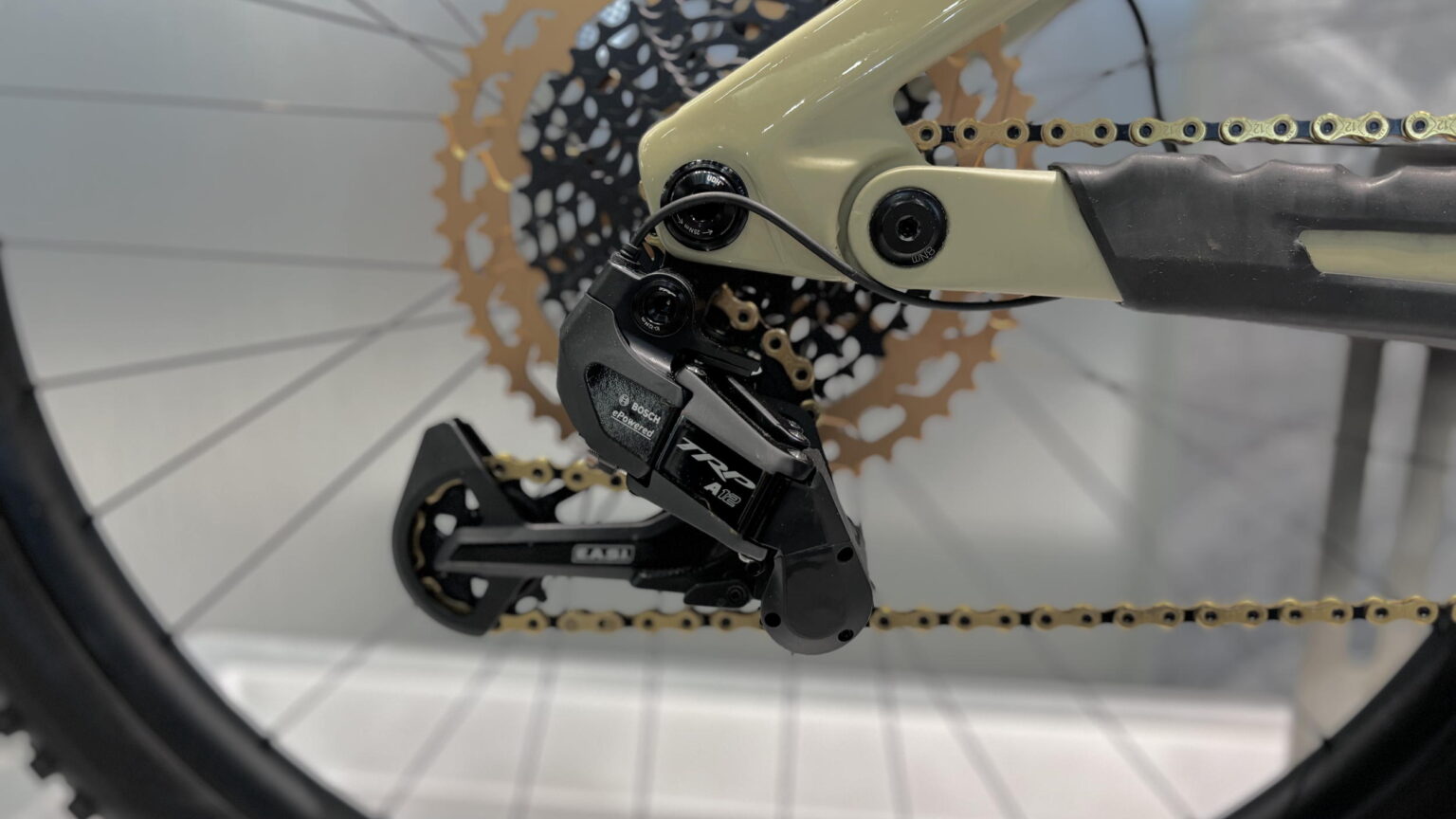 Bosch's Performance CX gen 5 motor doesn't get any extra power, but I ...