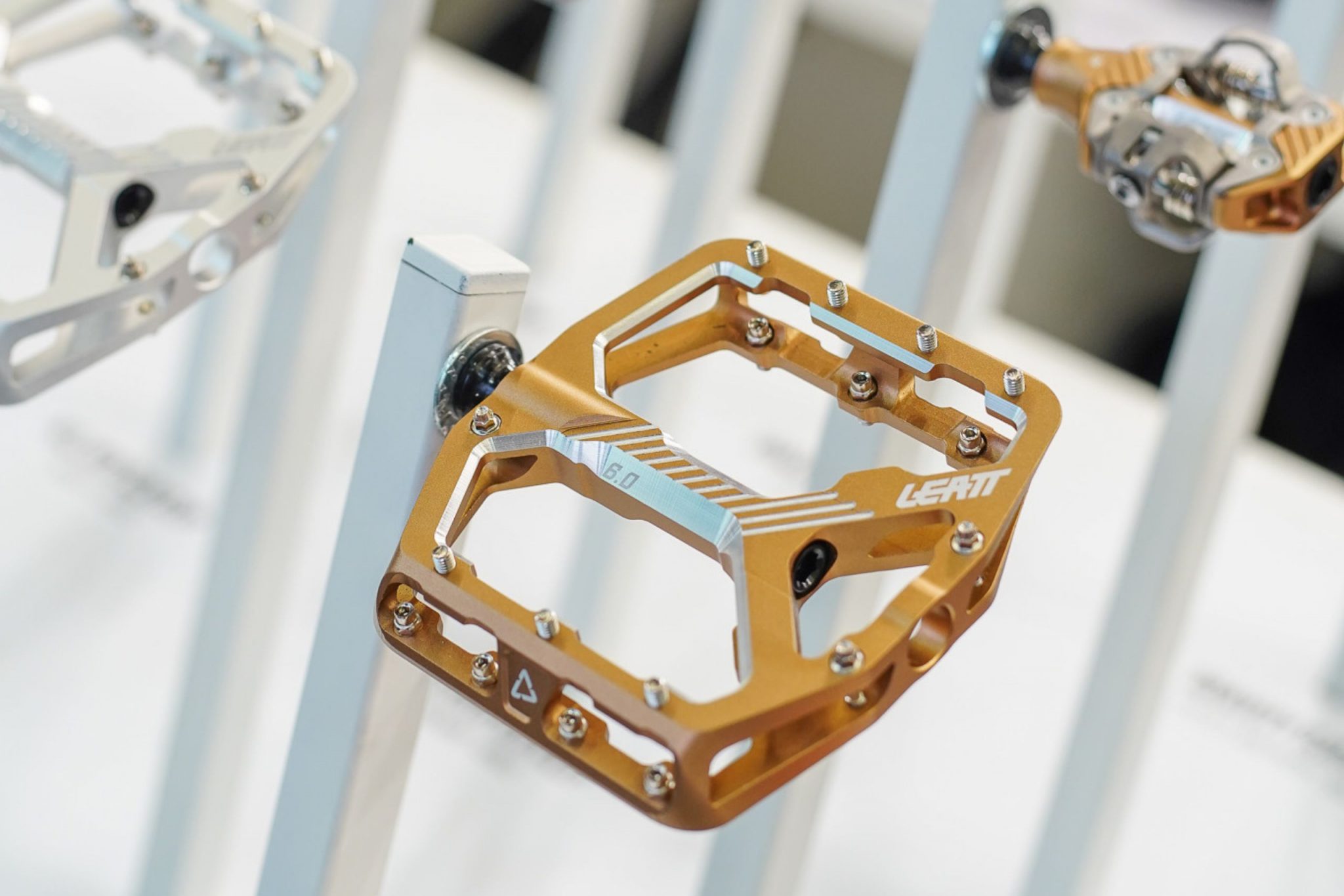 Leatt expands from clothing and protection into MTB components with a ...