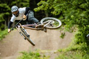 Propain’s latest big hit Spindrift 5 gets 180mm travel and starts at an ...
