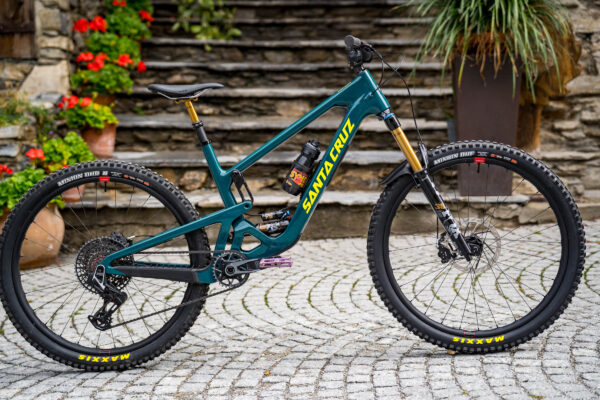 Gen 4 Santa Cruz Hightower gets 150mm travel, plusher suspension and ...