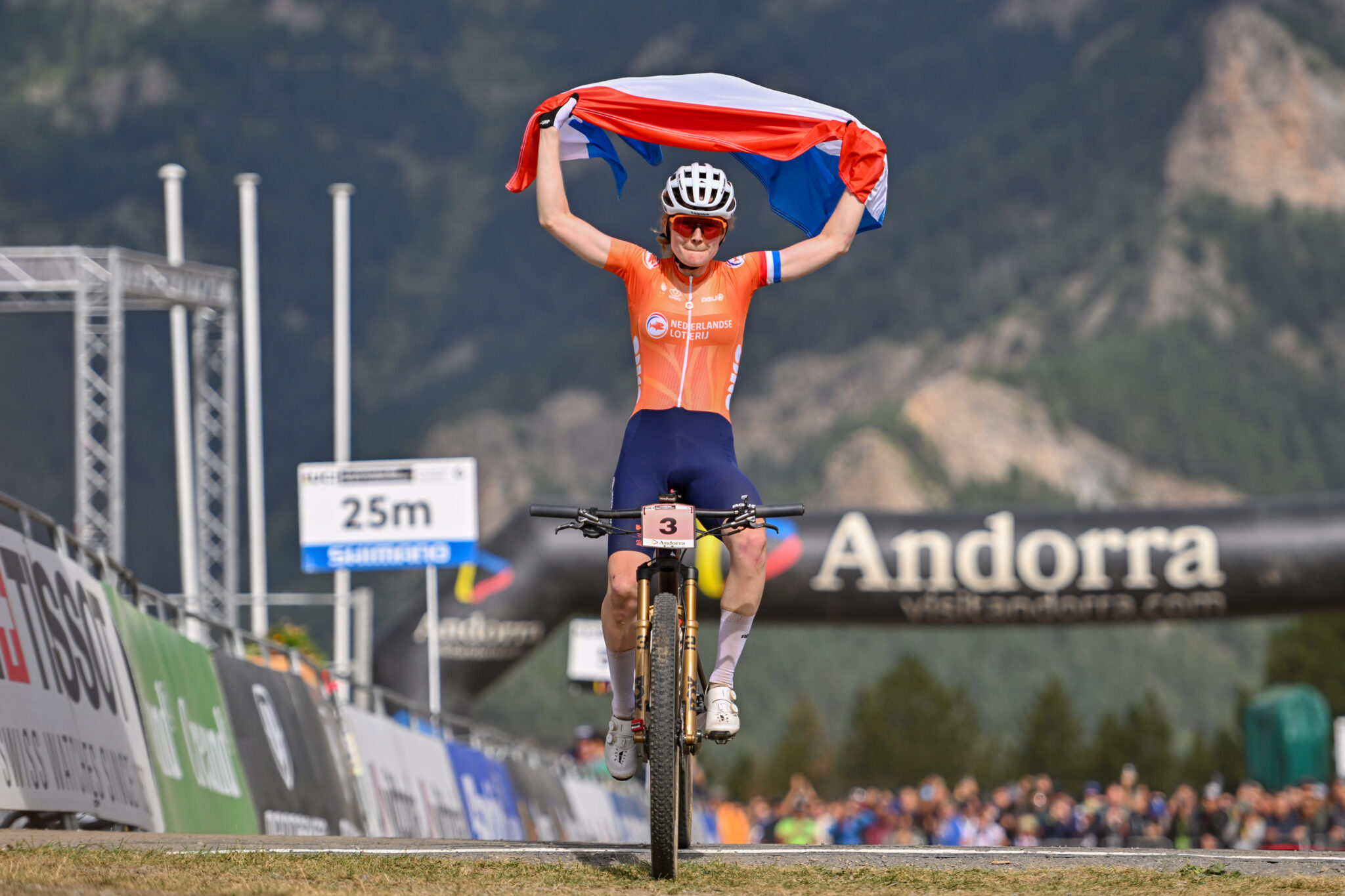 Puck Pieterse and Alan Hatherly win gold at the 2024 cross-country MTB ...