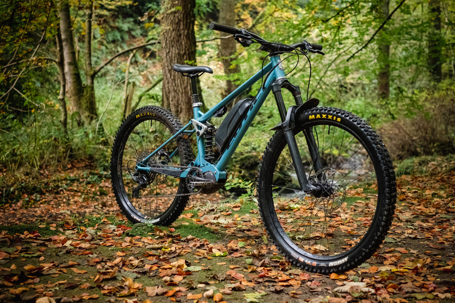 Cotic's new Rocket e-bike is ultra expensive, and gets a lowly 418Wh ...