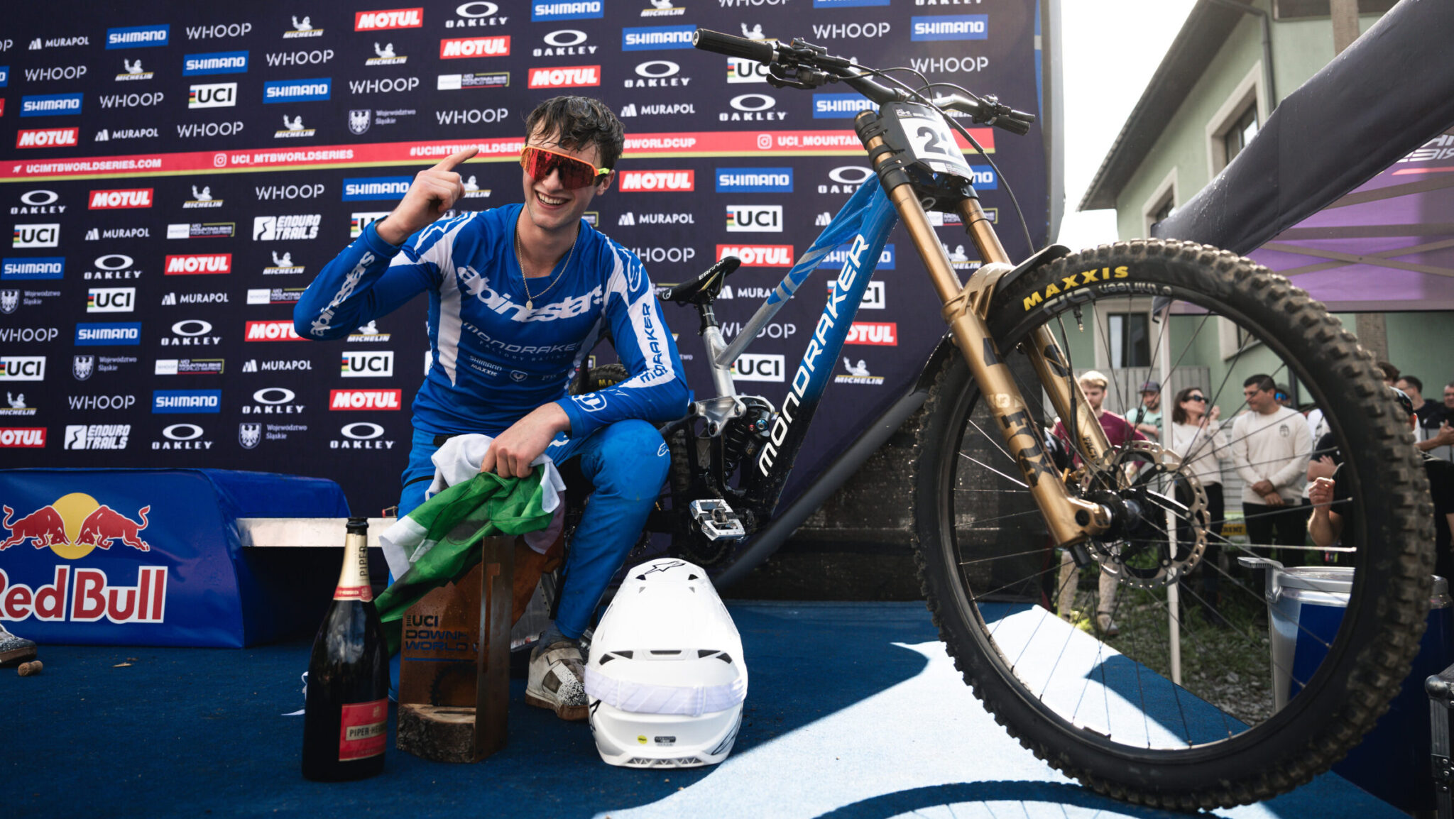 Ronan Dunne's first win, Tahnee and Myriam back at the top, Minnaar's ...