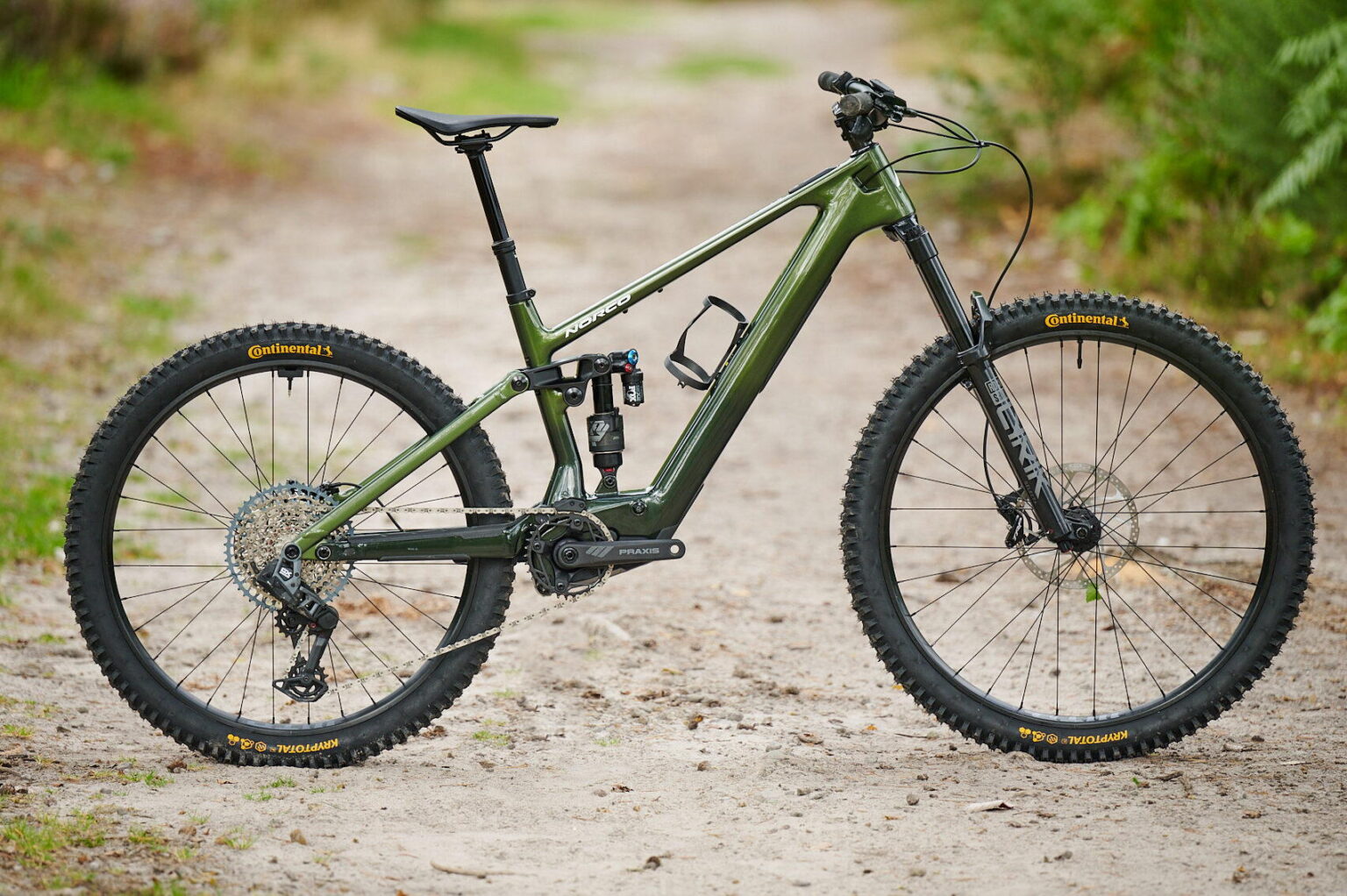 Norco’s Fluid VLT C2 140 is lumberjack-solid, but this Bosch SX ...