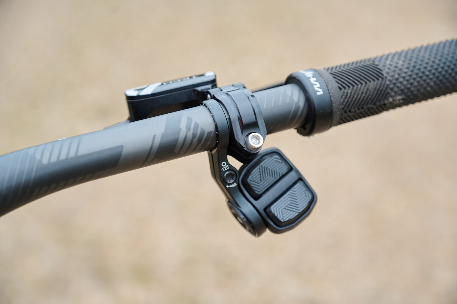 I didn't gel with SRAM's old AXS shifters, but the new Pod Controller ...