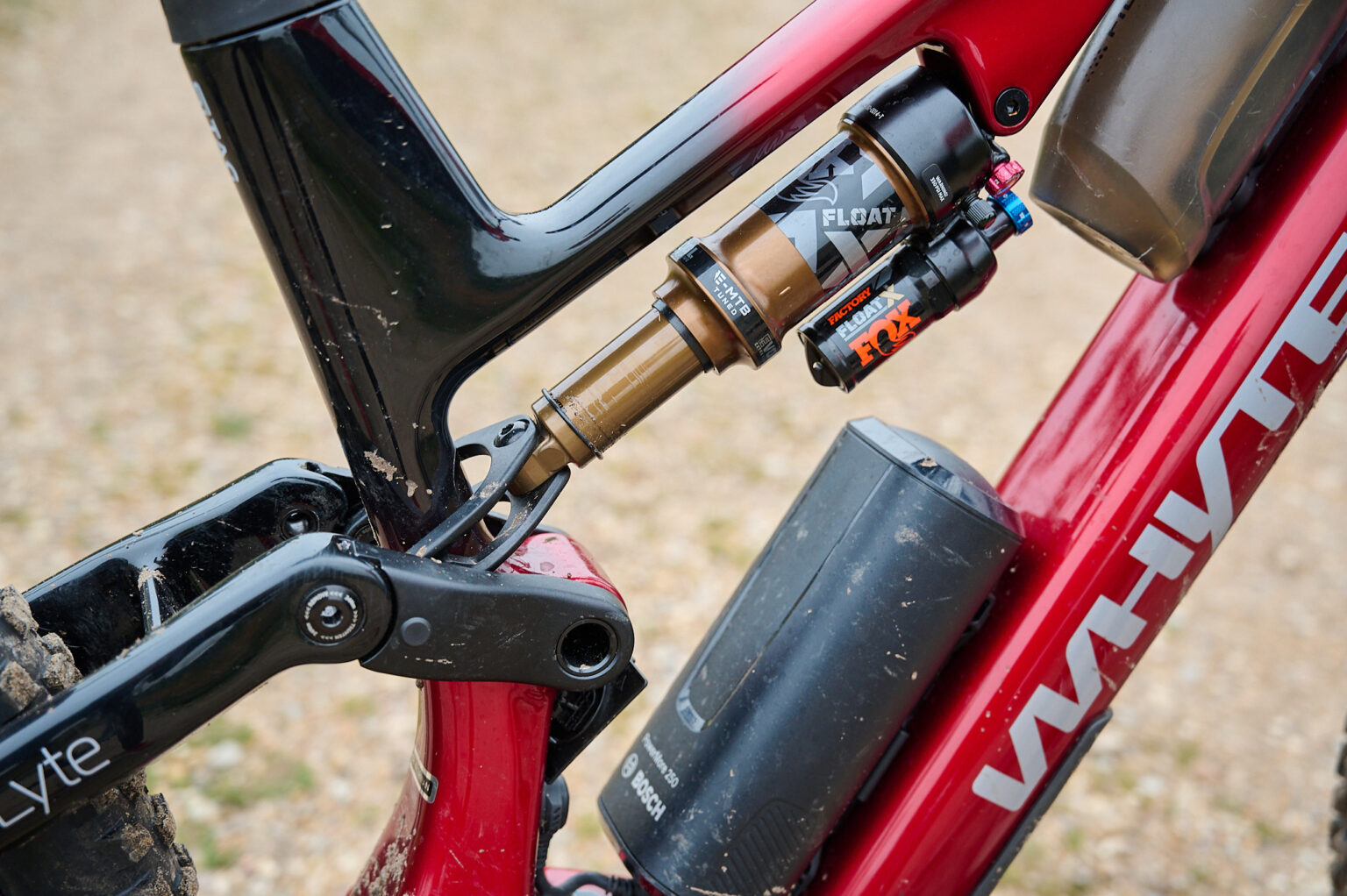Whyte switches to the new Bosch CX motor for the ELyte Evo. And in ...