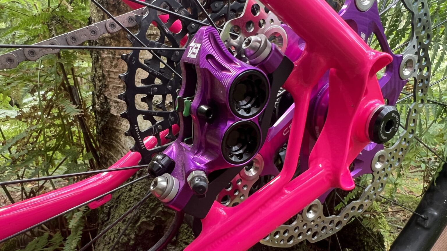 Hope’s new brake mash-up is an inspired down-country dream, pairing its ...