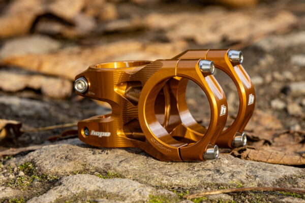 Hope's new trail bike stem is a masterpiece of engineering: stiff ...