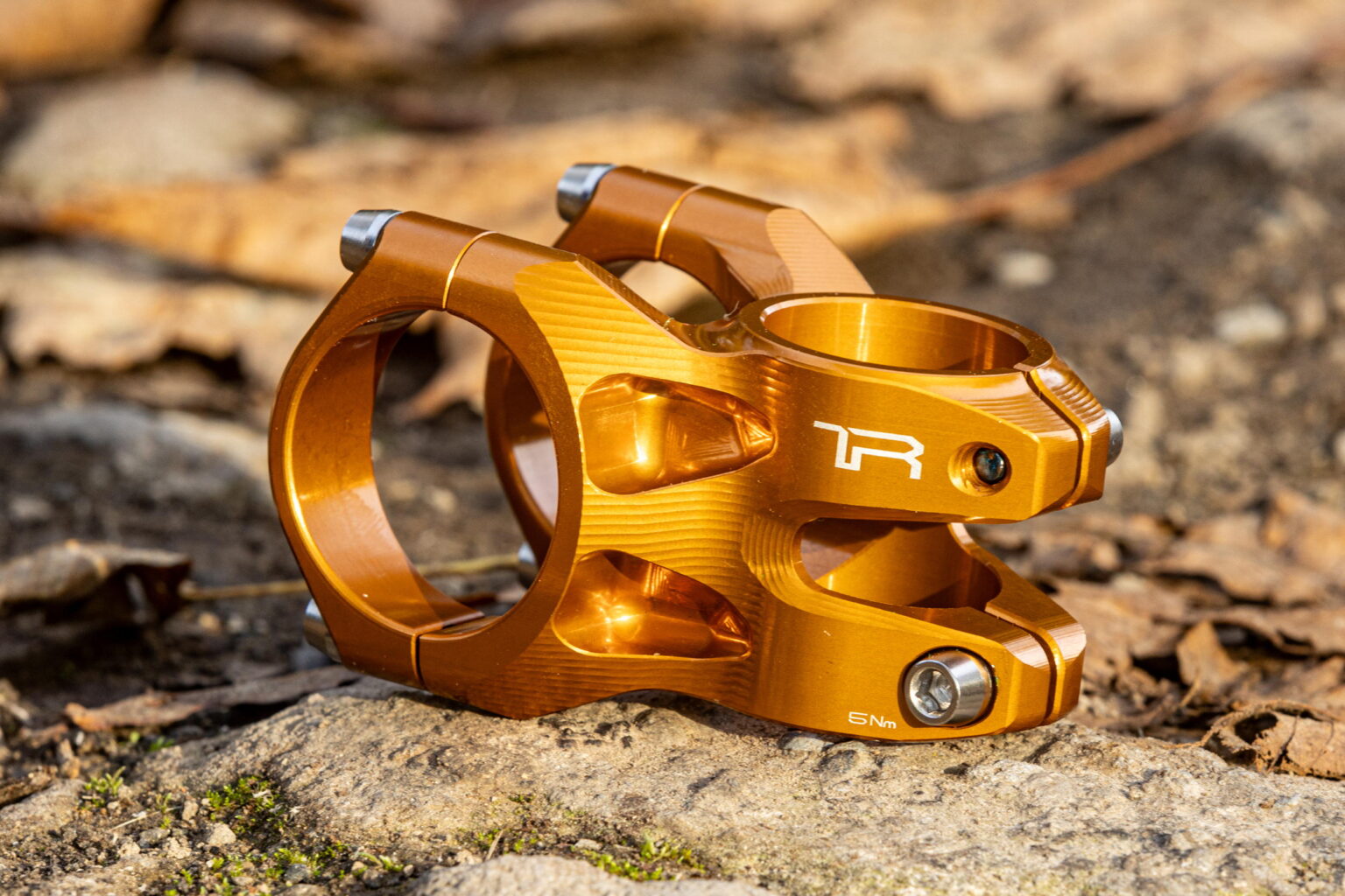 Hope's new trail bike stem is a masterpiece of engineering: stiff ...