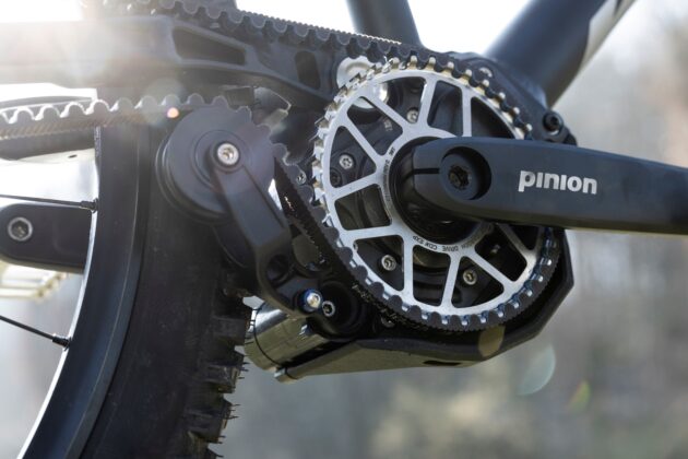 GeoMetron’s new G1 GPI bike adds a Gates belt drive to its Pinion ...