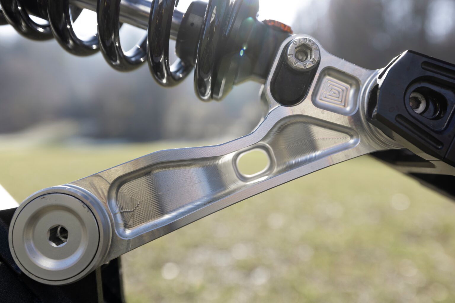 GeoMetron’s new G1 GPI bike adds a Gates belt drive to its Pinion ...