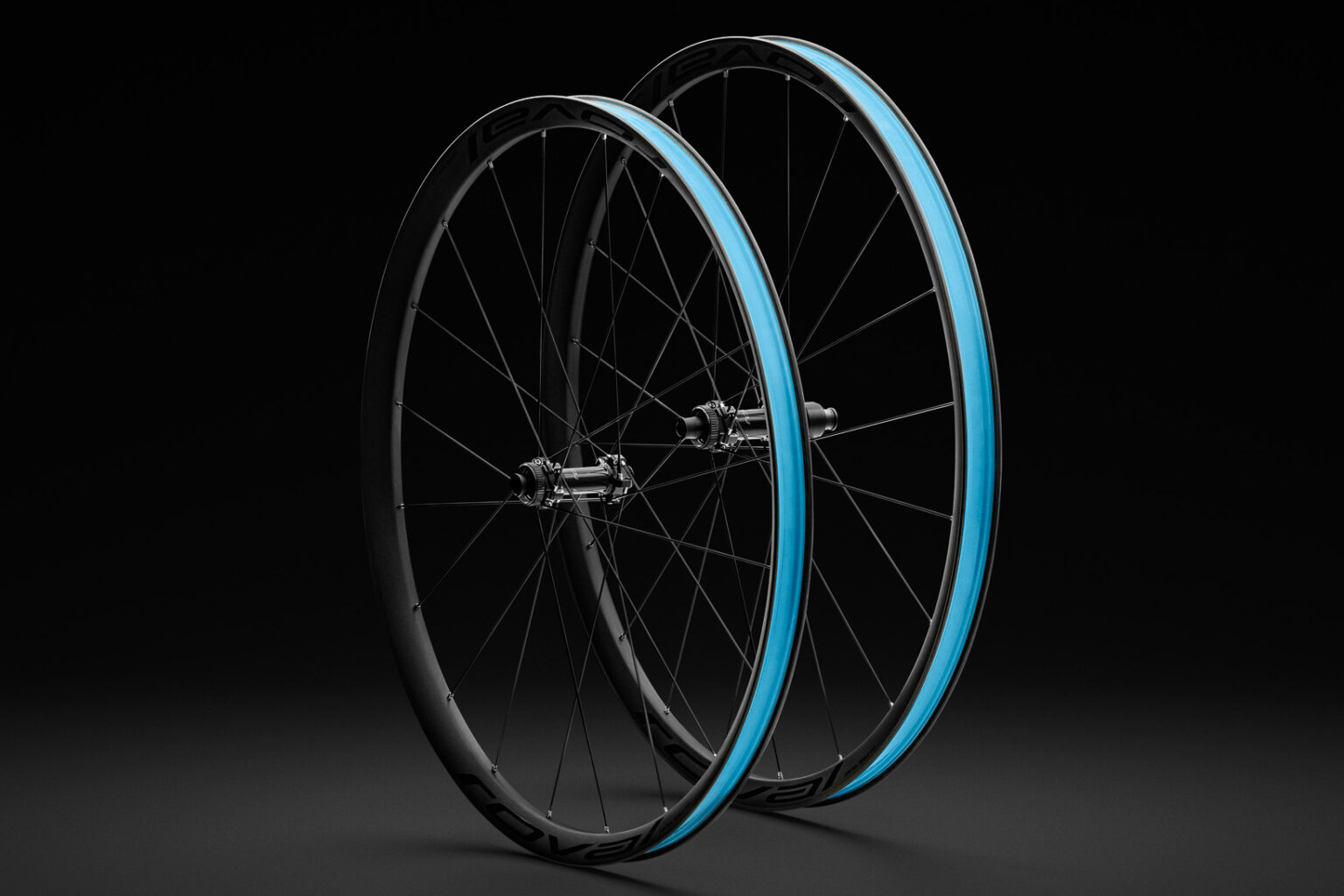 New Specialized XC wheelset weighs less than a kilo, uses carbon spokes ...