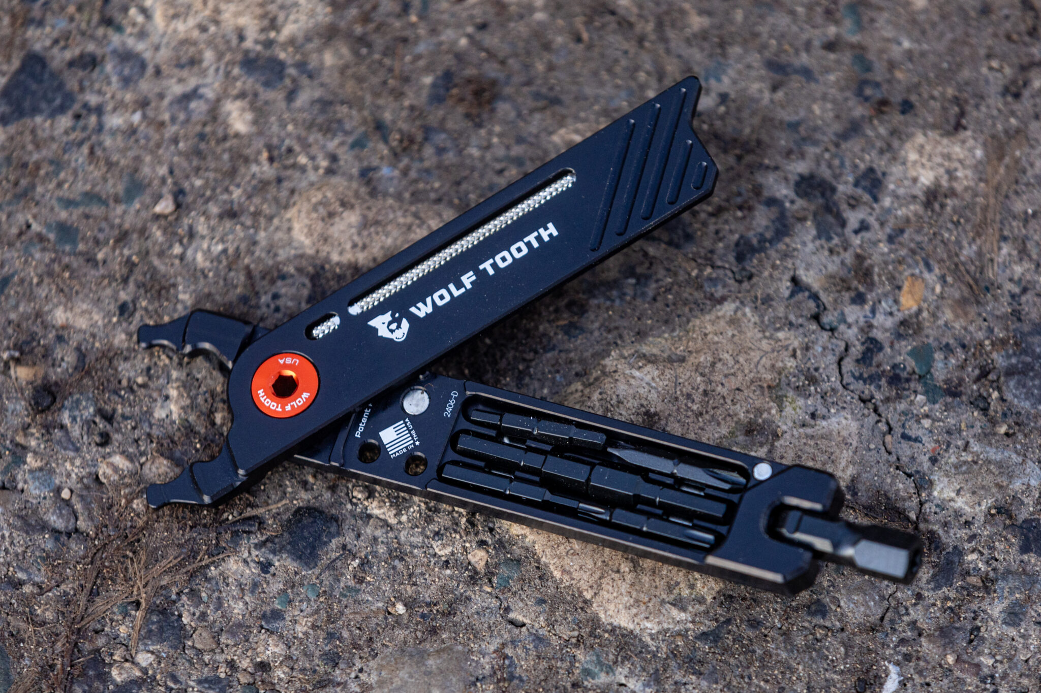 I loved Wolf Tooth's 8-Bit Pack Pliers when removing pedals, and they ...