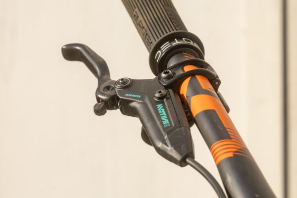 SRAM's new Motive brakes have great lever feel and looks, but I'll miss ...