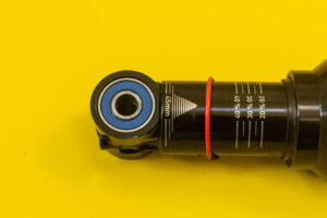 "It's next level good" - I tested RockShox' new Super Deluxe Ultimate ...