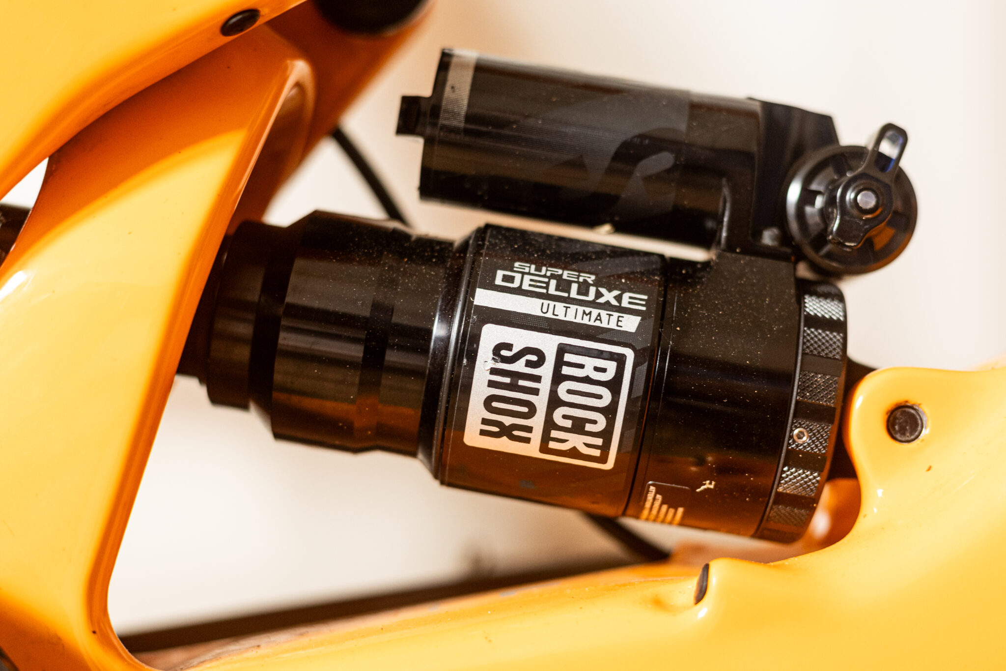 "It's next level good" - I tested RockShox' new Super Deluxe Ultimate ...