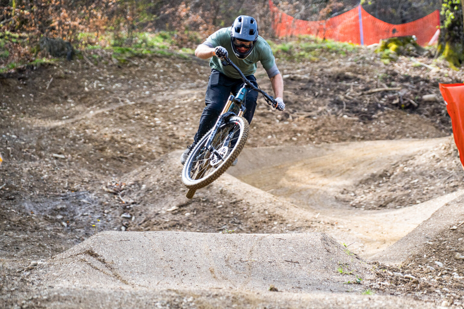 The new Santa Cruz Bullit made me feel cocky enough to try chasing ...