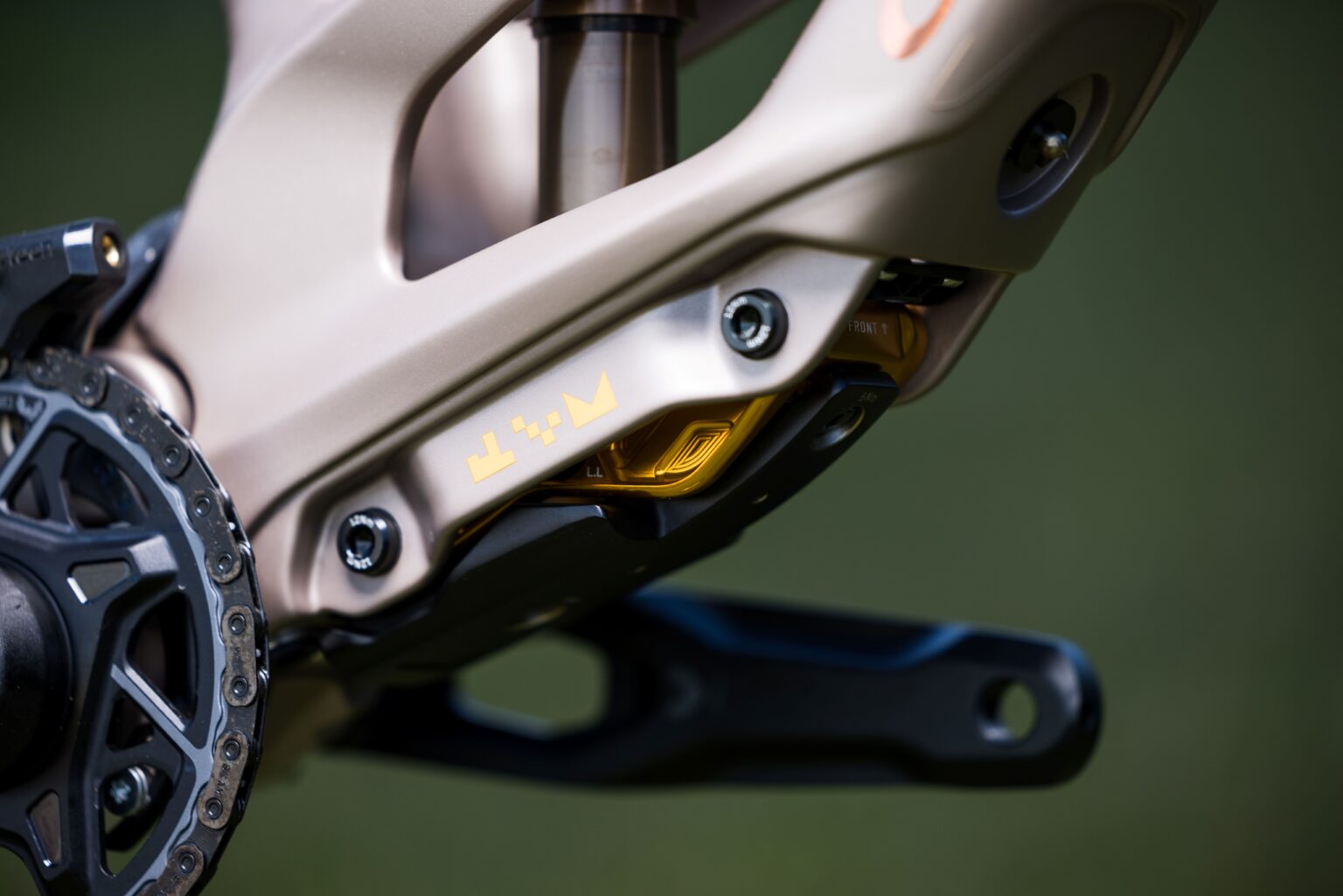 Orbea’s new Rallon downhill bike is totally unique: add weights to tune the ride, choose from ...