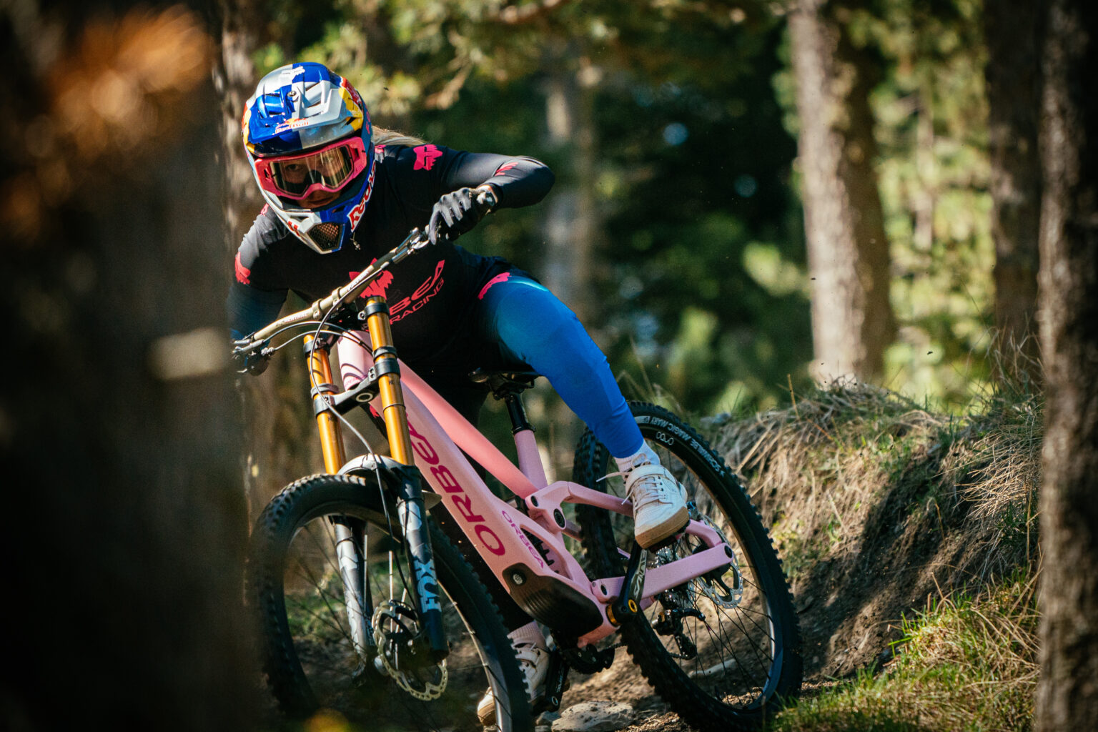 Orbea’s new Rallon downhill bike is totally unique: add weights to tune the ride, choose from ...