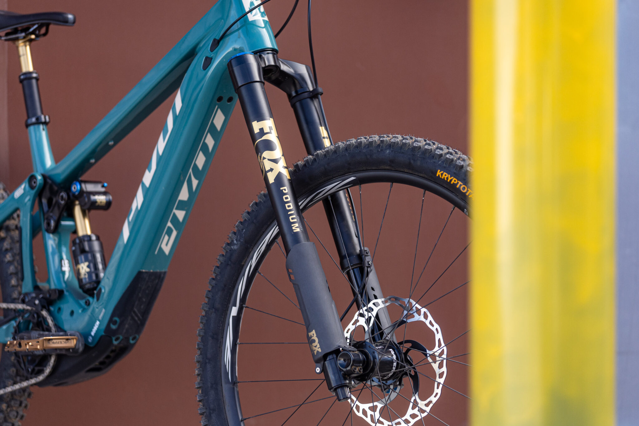 Fox’s inverted Podium fork is heavy, expensive, and a faff to live with ...