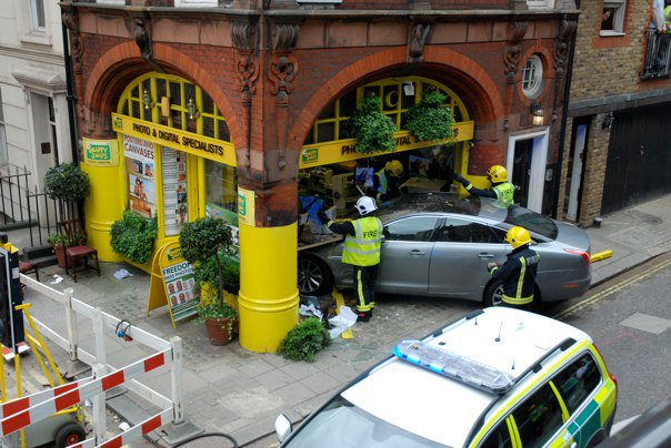 Car smash Snappy Snaps back in headlines - Amateur Photographer