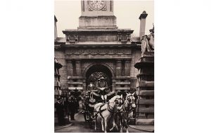 15 incredible things you need to know about The Queen's Royal Mews ...