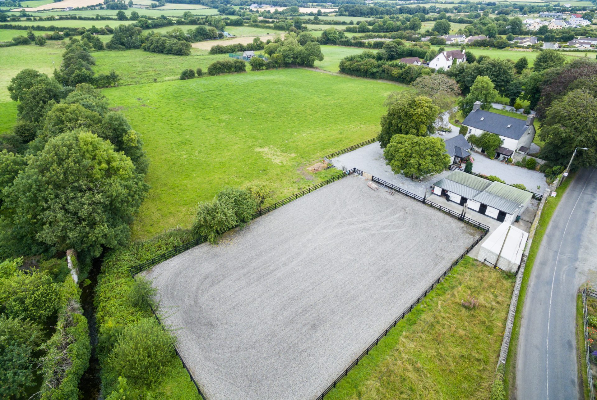 What will £500k get you? A look at horsey homes currently on the market ...