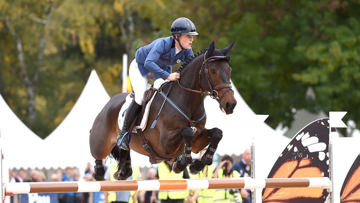 Camilla SPEIRS (IRL) riding PORTERSIZE JUST A JIFF during the Show ...