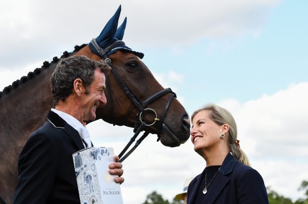 Sir Mark Todd celebrates first UK winner as a racehorse trainer - Horse ...