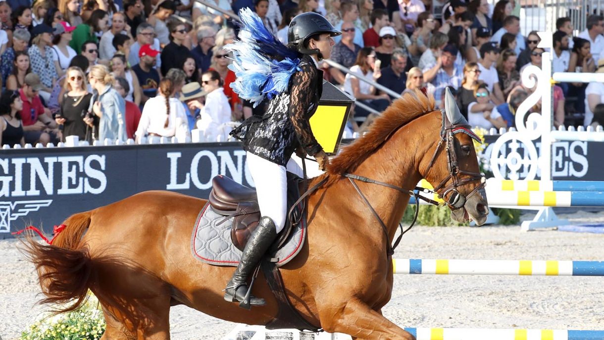 Top rider explains turnout opinion after social media ‘wolf pack’ storm ...