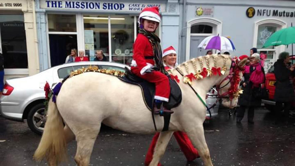 Get into the festive spirit! 17 Christmas fancy dress ideas for riders ...