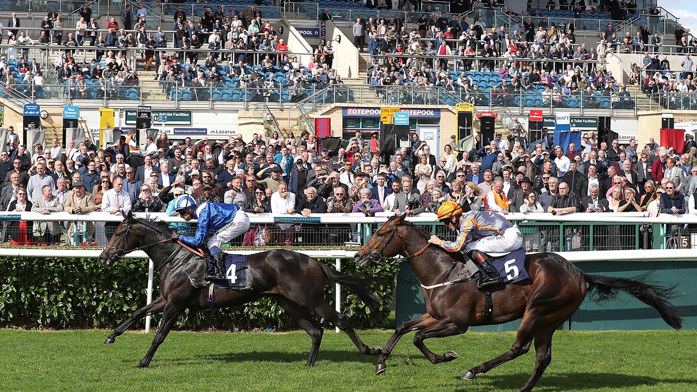 Racing crowds to return in pilot events | Horse & Hound