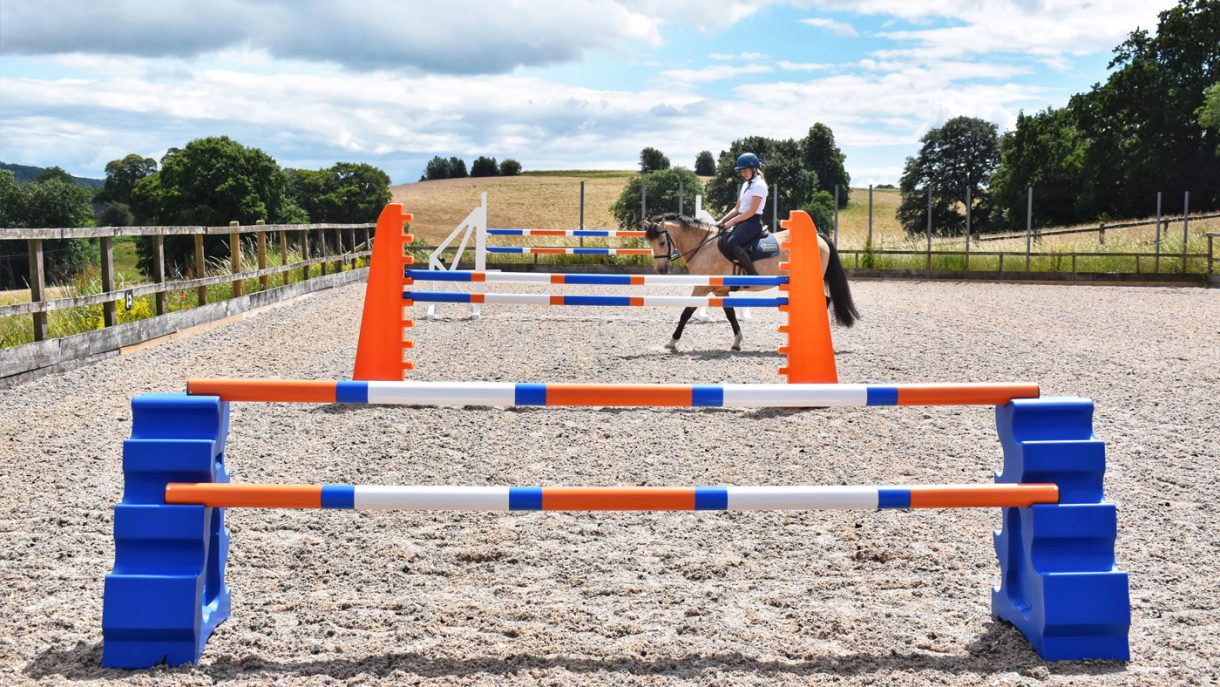 PolyJumps - Horse & Hound