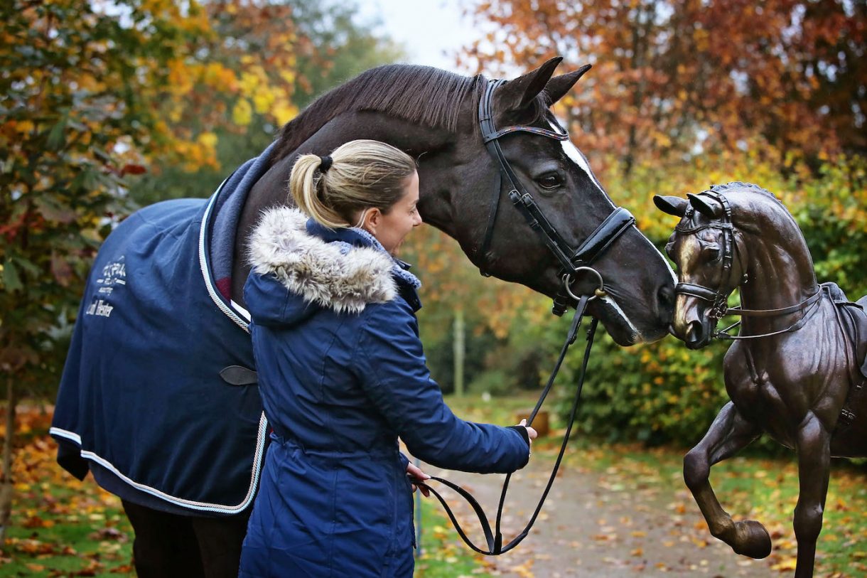Valegro bronze statue unveiled in Newent - Horse & Hound