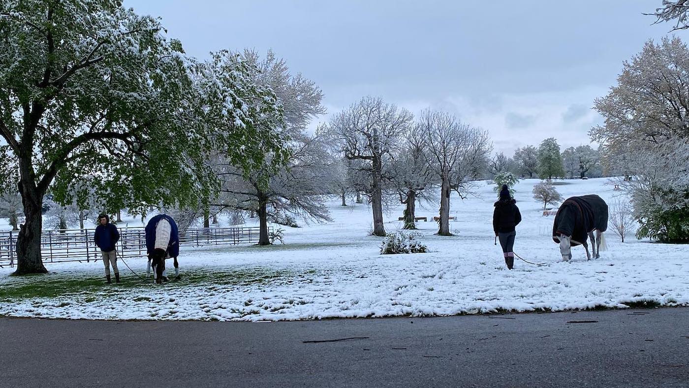 Unexpected April shower as snow blankets Kentucky Three-Day Event ...