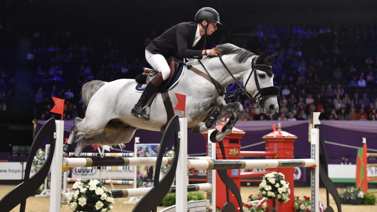 Puissance - Horse & Hound