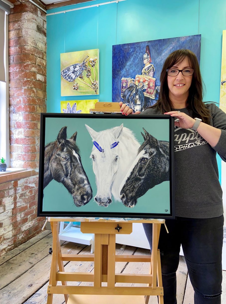 Artist Sarah Perkins creates painting for the Horse Trust’s 135th birthday