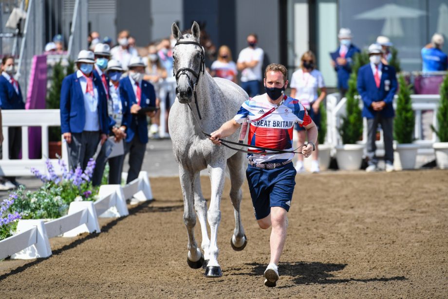 Olympic eventing first trot-up pictures: Brits, jumpsuits and more
