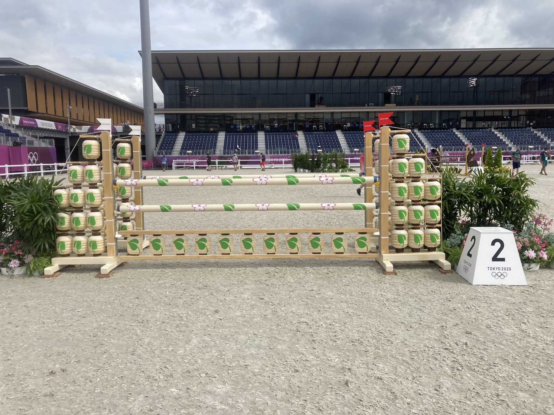 Olympic eventing showjumping: take a walk around the team course