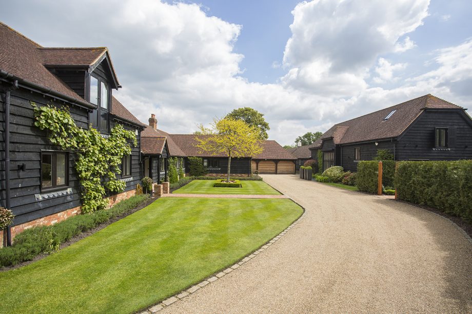 Guess the price tag on this estate complete with 26 loose boxes, 100 ...